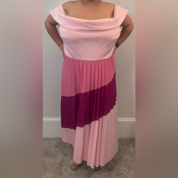 ASOS Curve | Dresses | Nwt Asos Pink Color Block Dress | Poshmark